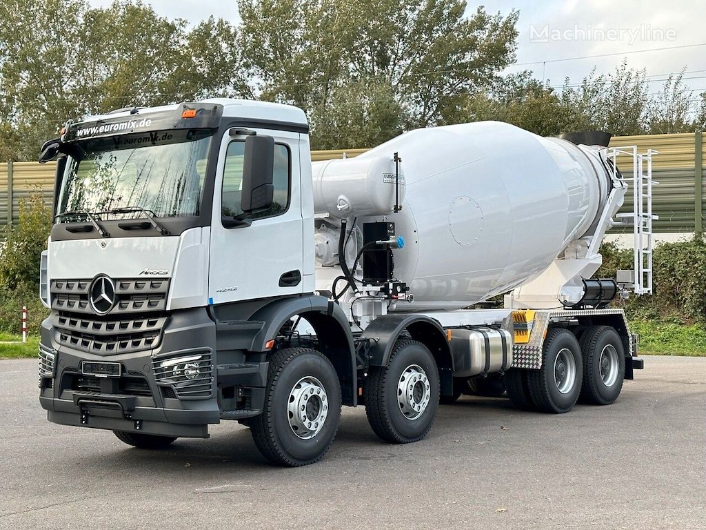 Novi Euromix MTP na šasiji Mercedes-Benz AROCS 5 4242 kamion s mešalicom za beton