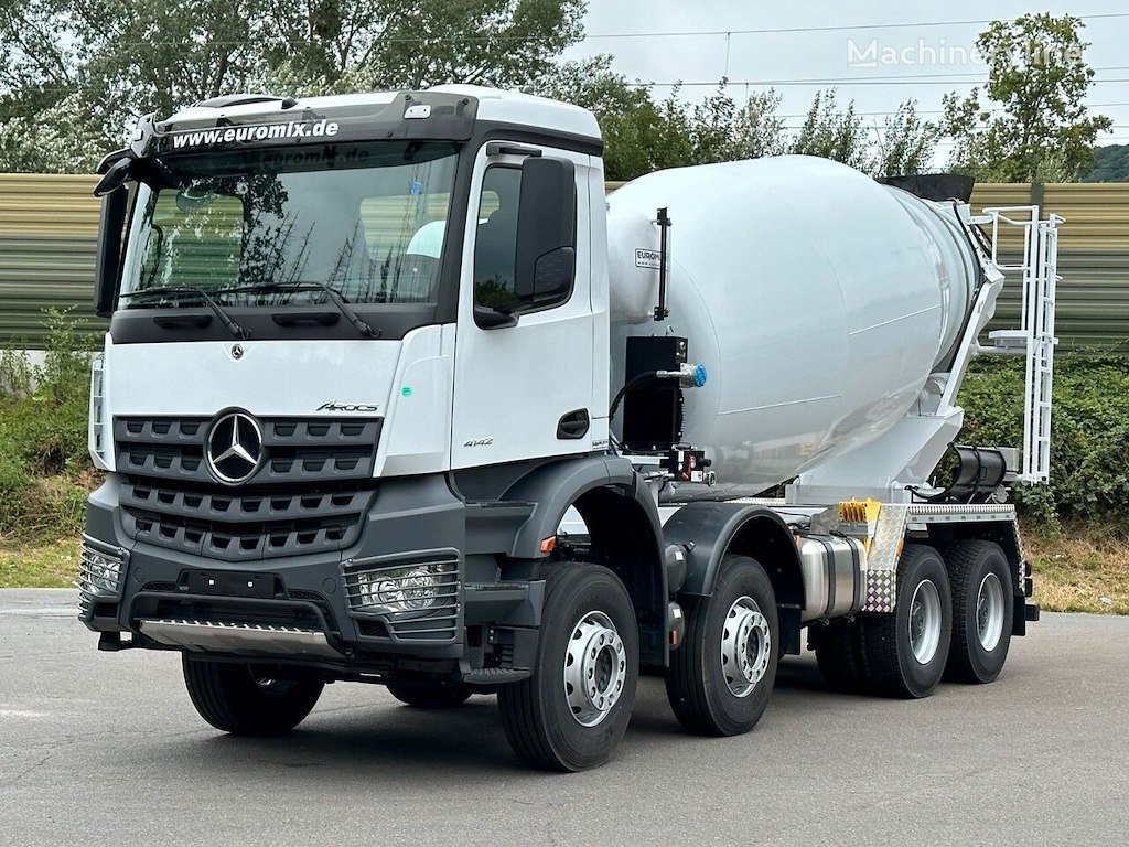 Novi Euromix MTP na šasiji Mercedes-Benz AROCS 5 4142 B kamion s mešalicom za beton