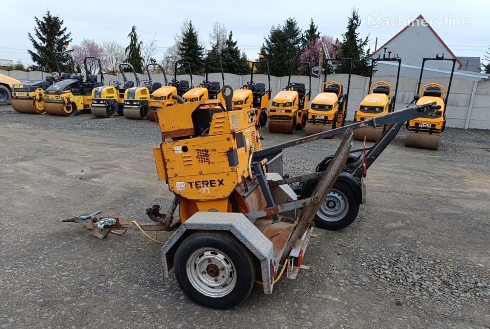 Terex BENFORD 71 mali valjak