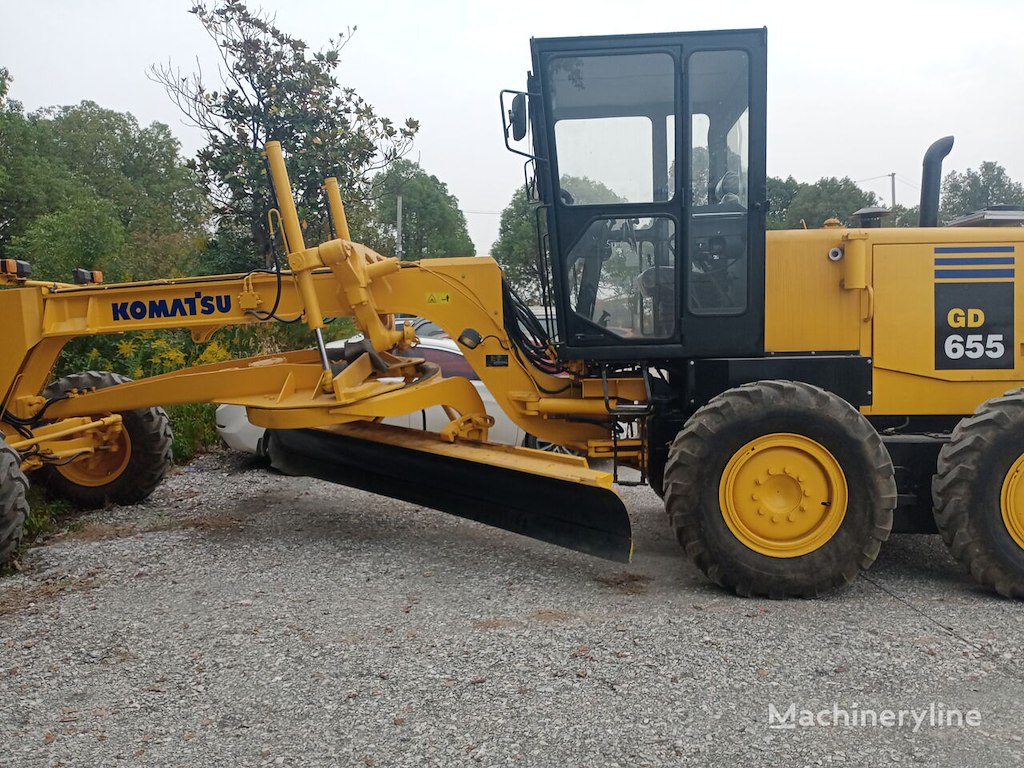 Komatsu GD655 grejder