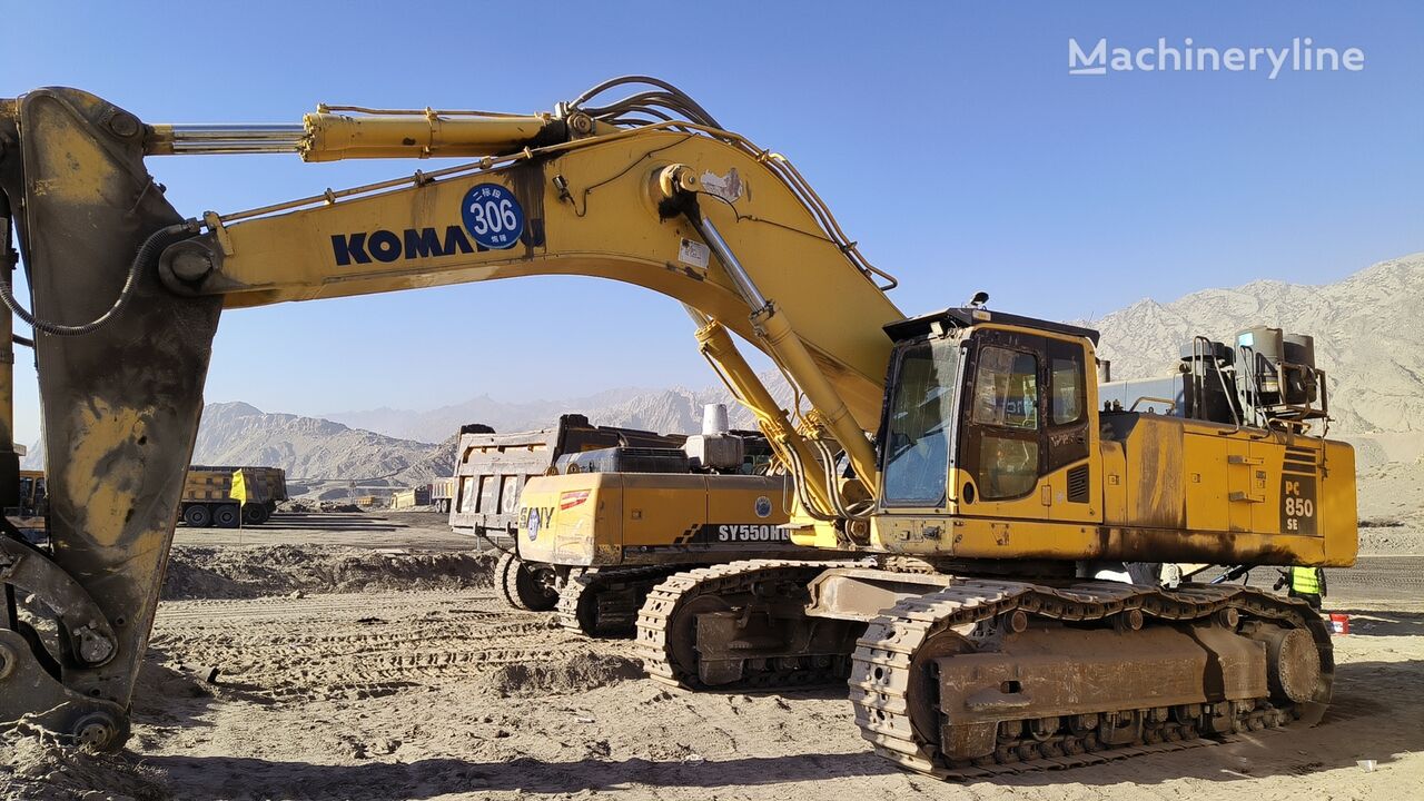 Komatsu PC850-8E0 bager guseničar