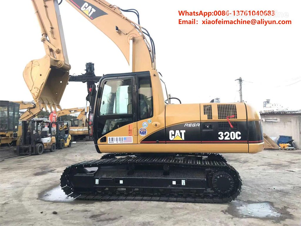 Caterpillar 320C bager guseničar