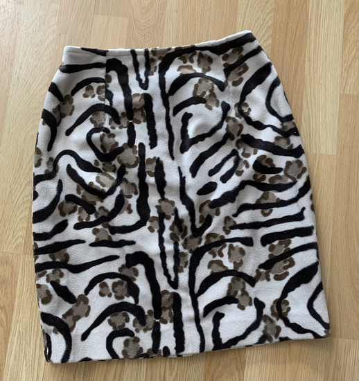 Duboka animal print suknja