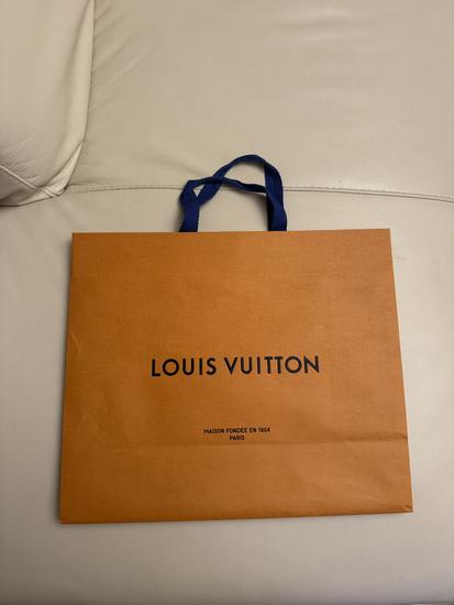 Nova original Louis Vuitton kesa