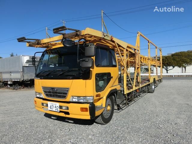 Nissan UD autotransporter