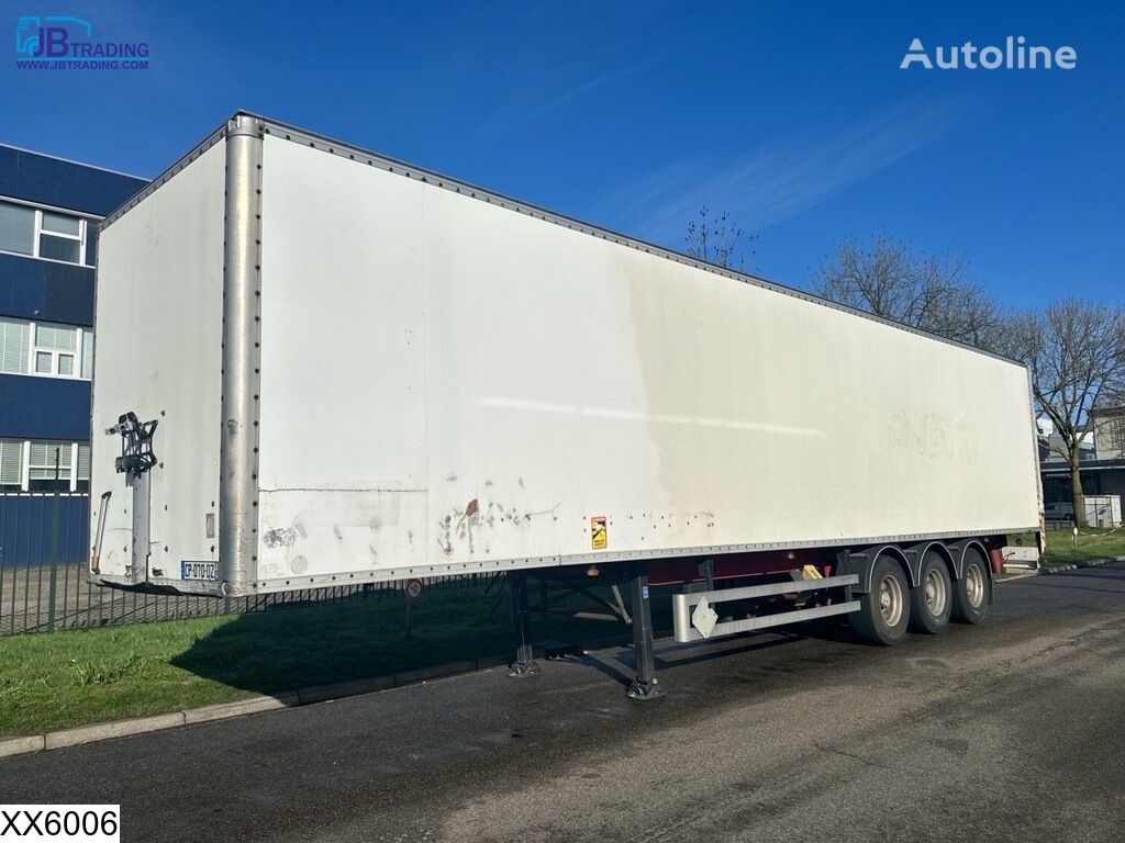 Fruehauf gesloten bak Steel suspension furgon poluprikolica