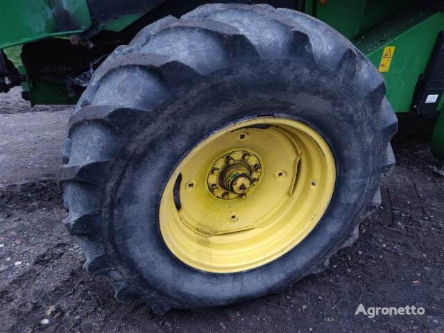 Goodyear 26" 16.9R26 točak