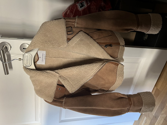 Stradivarius jaknica