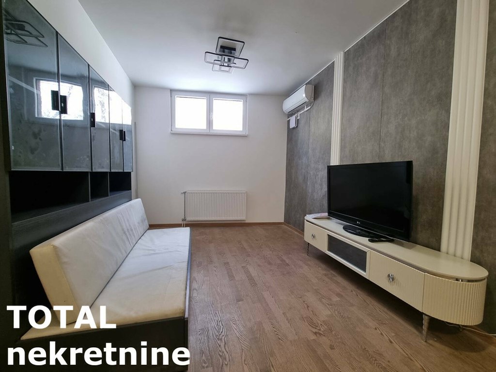 Dvoiposoban stan NOVI SAD, 90640€