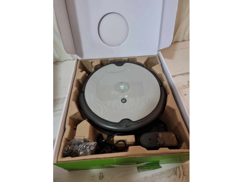 iRobot Roomba 698 robot usisivac WIFI