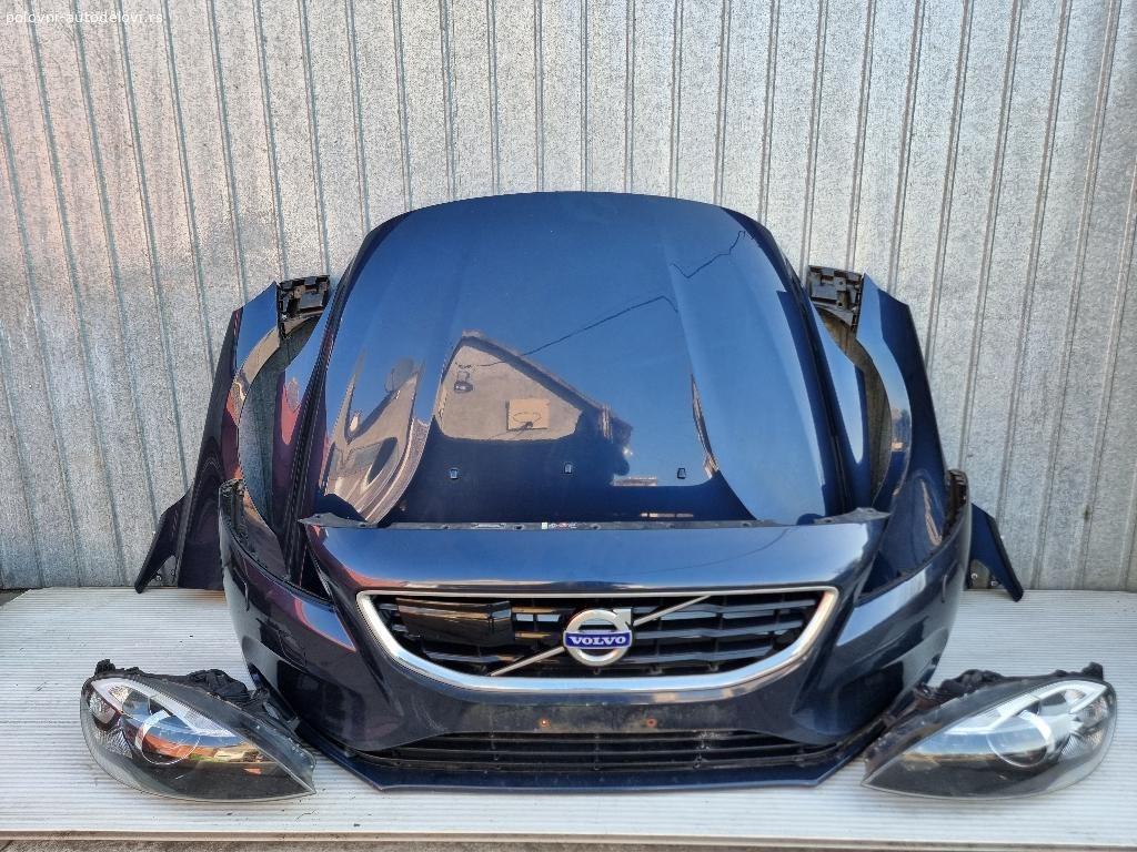 VOLVO V40 2012-2019 DELOVI