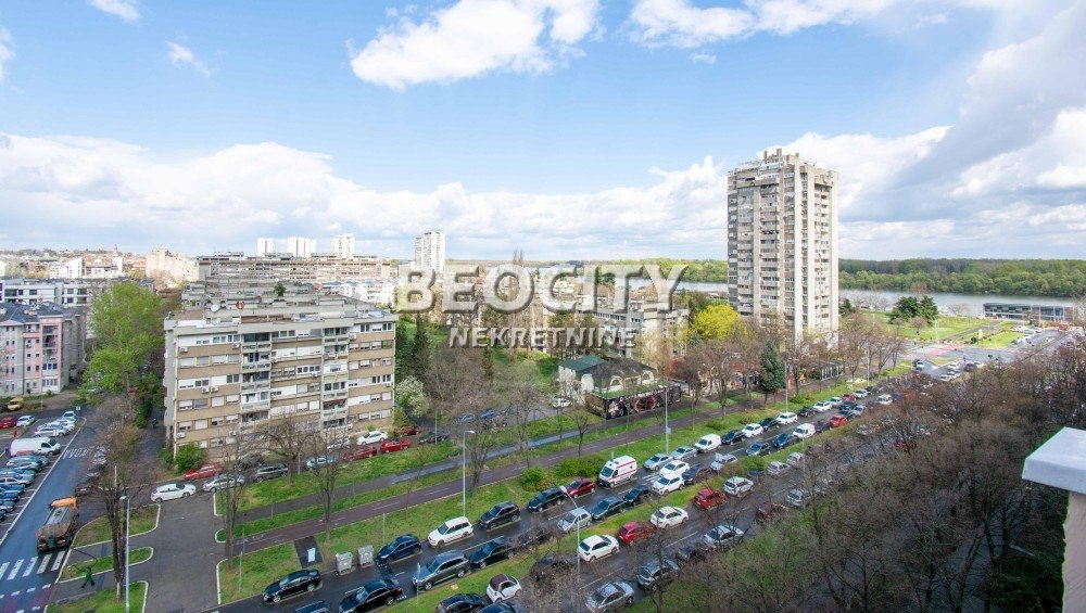 Trosoban stan, 104 m2, Novi Beograd, Maršala Tolbuhina ID: 108226