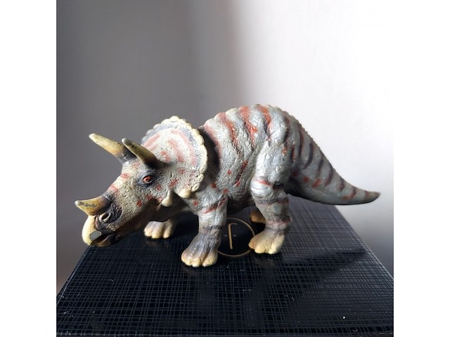 Schleich TRICERATOPS Dinosaurus 2002 god.