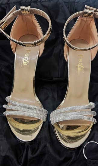 Sandale zlatne