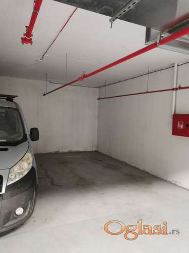 Parking mesto garaza, Karaburma, 100m od Mirijevskog bul