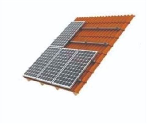 Konstrukcija za montažu četiri solarna panela