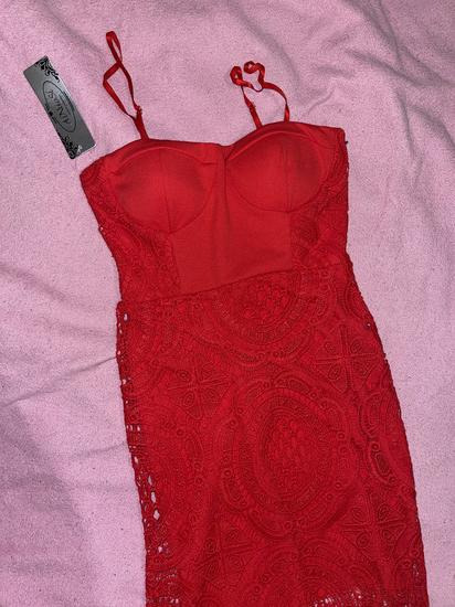 Red dress, crvena damska haljina velicina S, NOVA