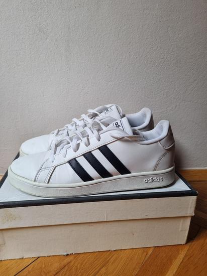 ADIDAS patike kao nove SNIZENE