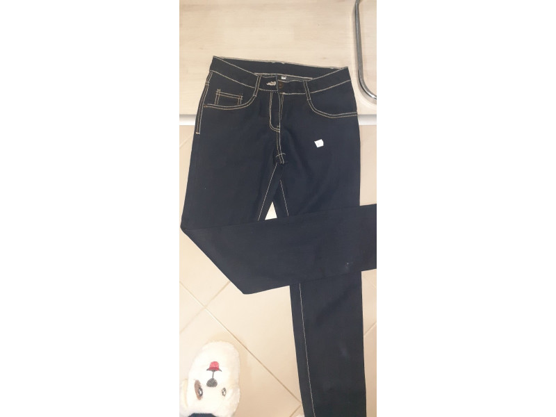 004 Novo pantalone C&A vel 14