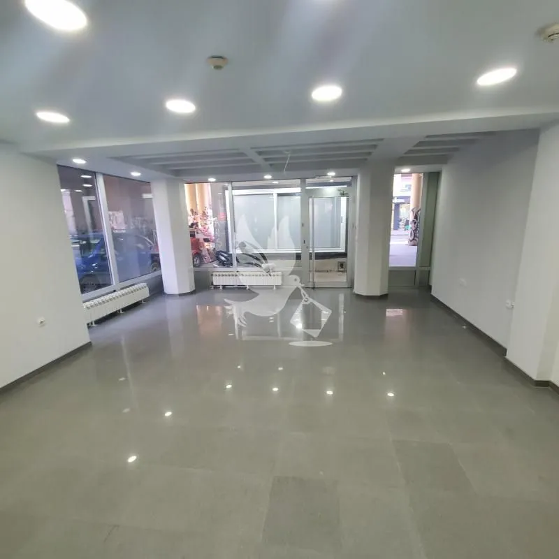 Izdavanje, poslovni prostor, 85m2, Centar, Beograd