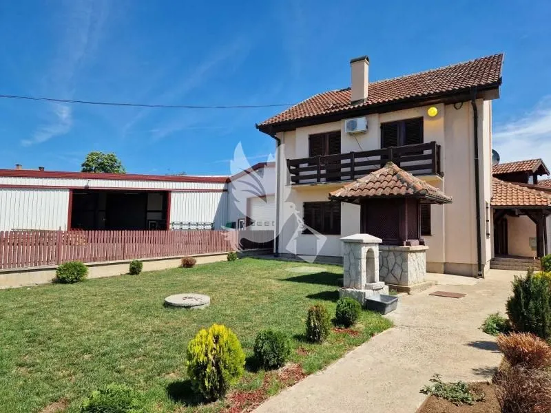 Prodaja, kuća, 716m2, Velika Krsna, Mladenovac, Beograd