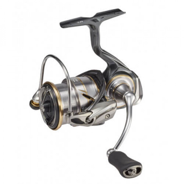 Masinica Daiwa Luvias LT 4000-C 10211-401