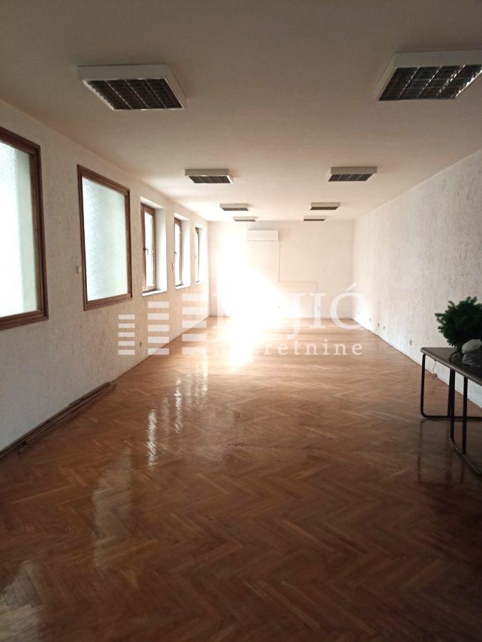 Centar,Kalemegdan,113m2 u poslovnoj zgradi #3963 1.800 €