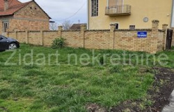 Belegiš, centar kuća 228m2 plac 13 ari