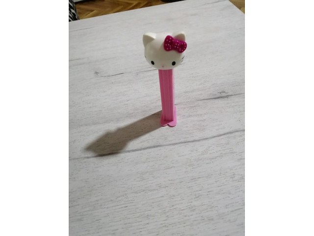 PEZ Figurica - Hello Kitty (6)