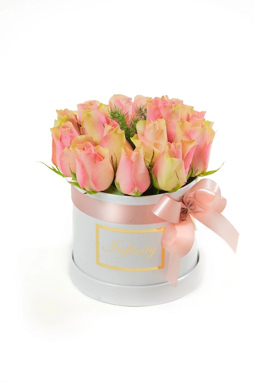 Box OF Flowers 114-ROZE RUŽE U KUTIJI