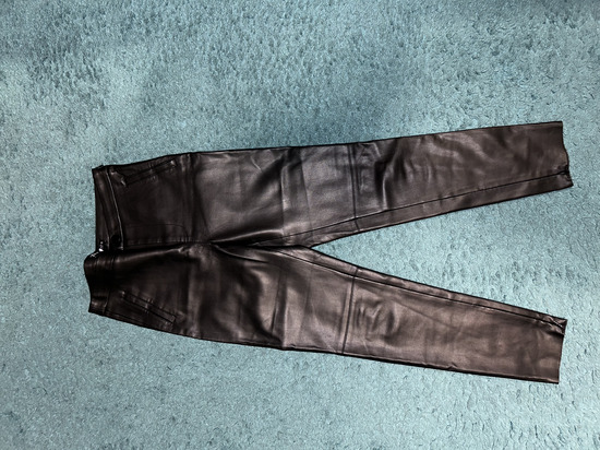 Zara pantalone