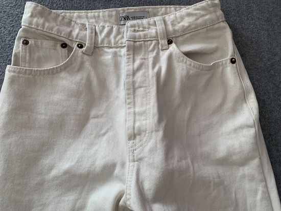 zara pantalone, S