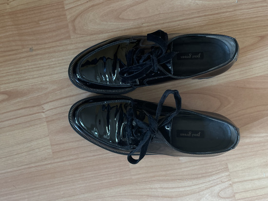 NOVO crne lakovane cipele