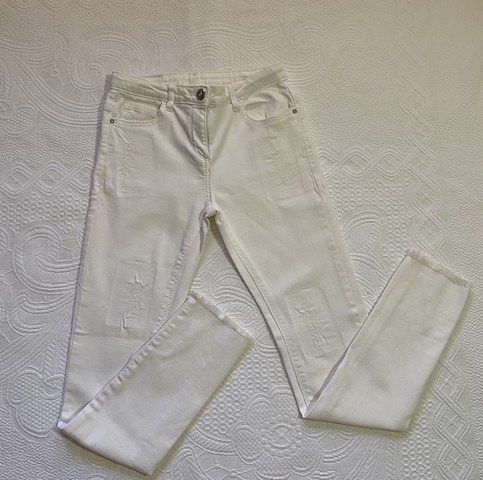 Blukids pantalone vel.11-12 god SNIZENO%%%