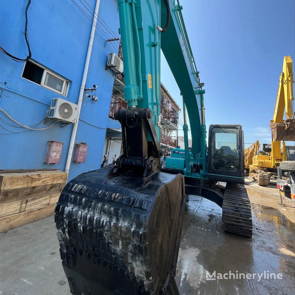 Novi Kobelco SK200-8 bager guseničar