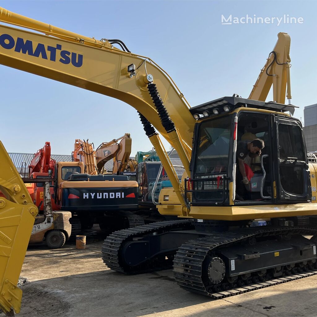 Novi Komatsu pc220-8 bager guseničar