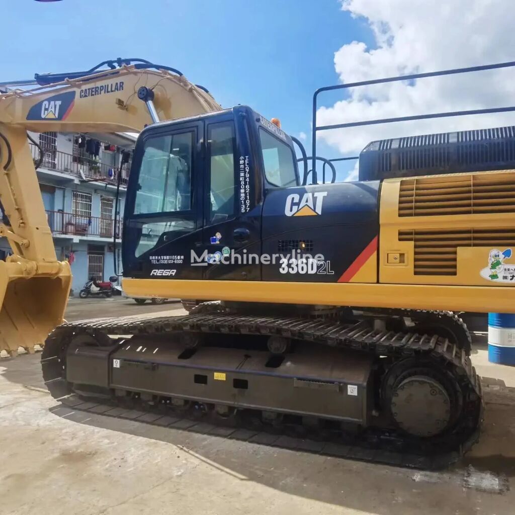 Novi Caterpillar 336d bager guseničar