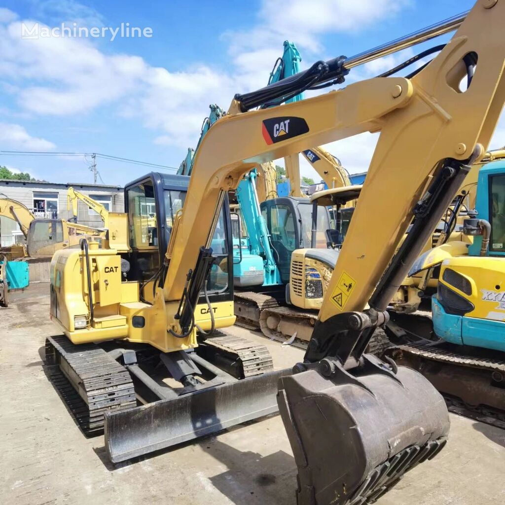 Novi Caterpillar 306d mini bager