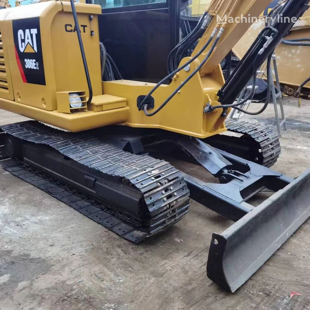 Novi Caterpillar Ca306e2 mini bager