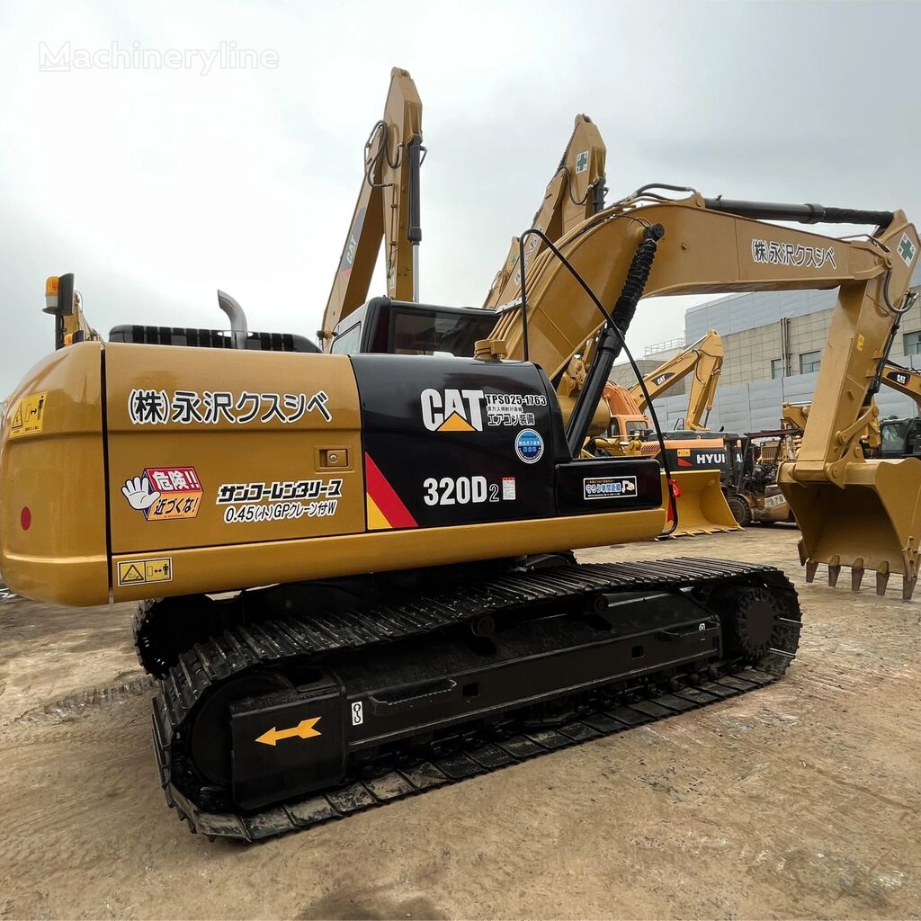 Caterpillar 320d bager guseničar