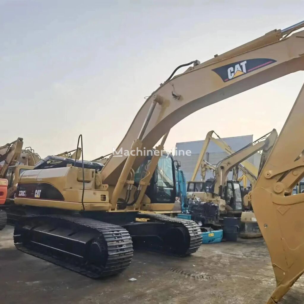 Novi Caterpillar 330CL bager guseničar