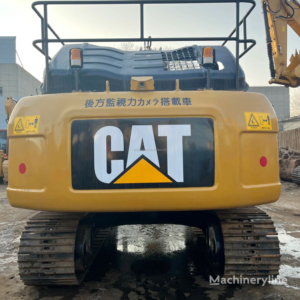 Caterpillar 320D2 bager guseničar