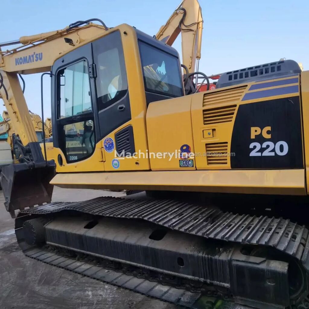 Komatsu PC 200-8 bager guseničar