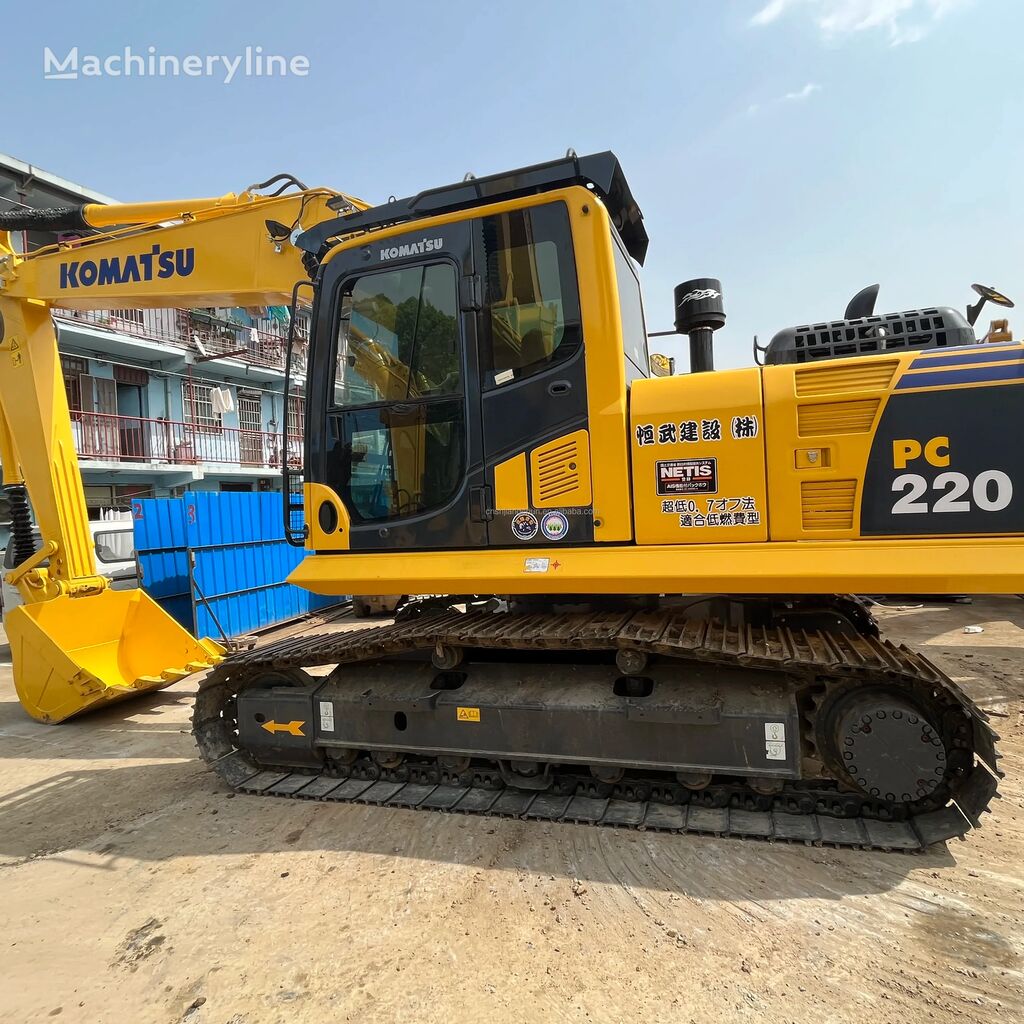 Komatsu PC 200-8 bager guseničar