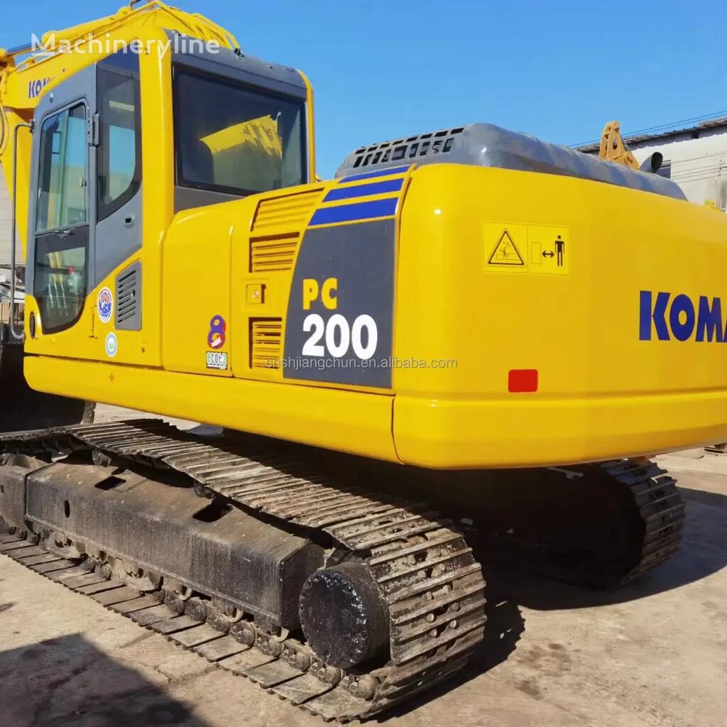 Komatsu PC 200-8, PC 220-8 bager guseničar