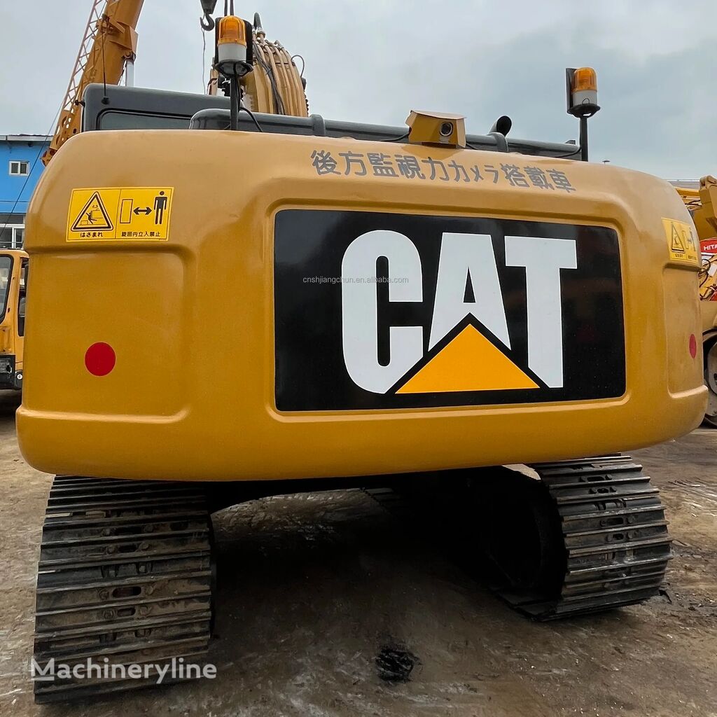 Novi Caterpillar 320D bager guseničar