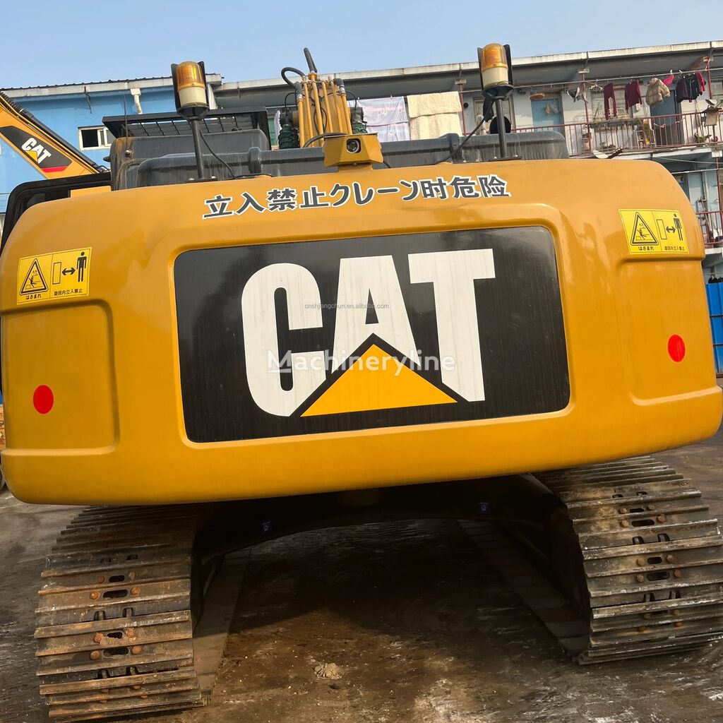 Novi Caterpillar 320D bager guseničar