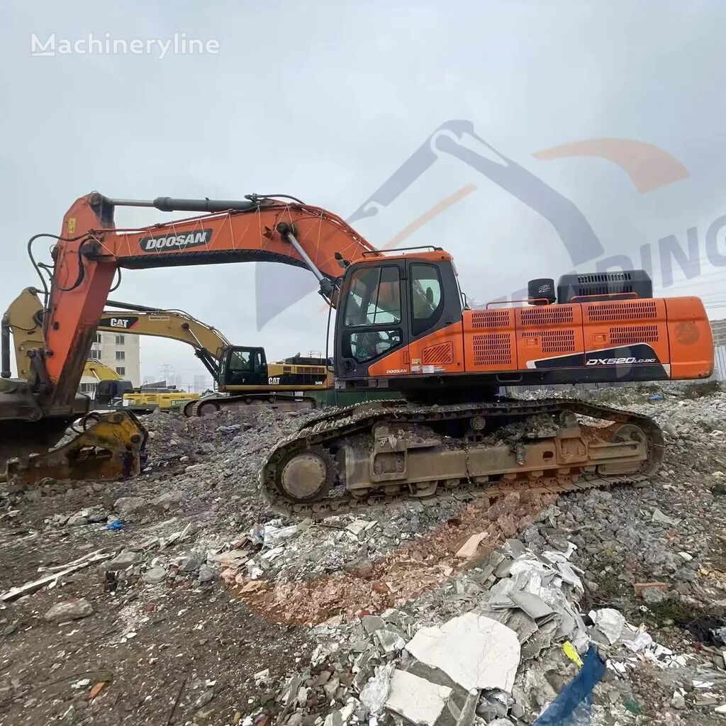 Novi Doosan DX520lc-9c bager guseničar