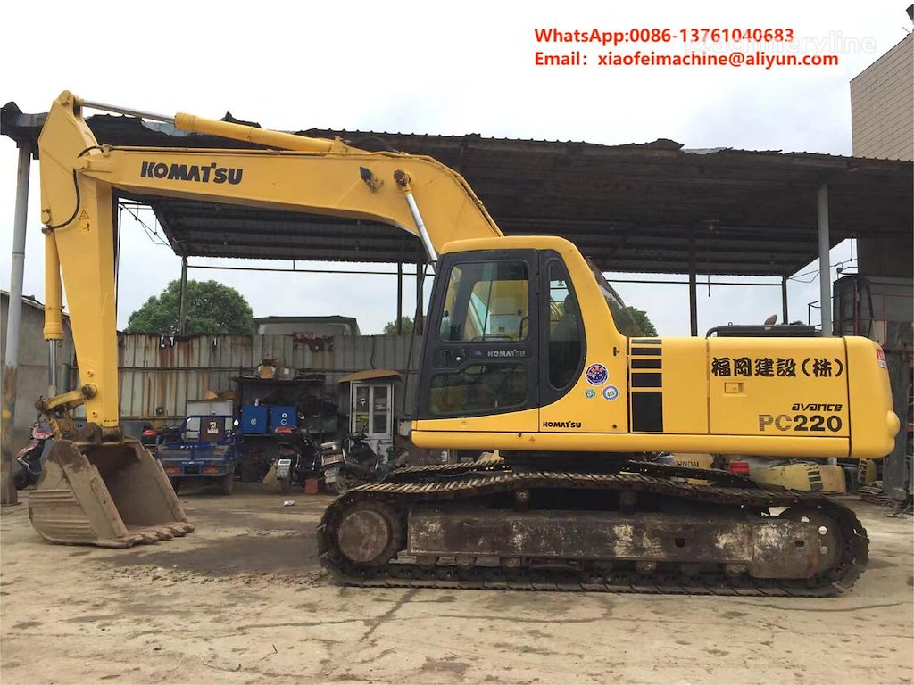 Komatsu PC220-6 bager guseničar