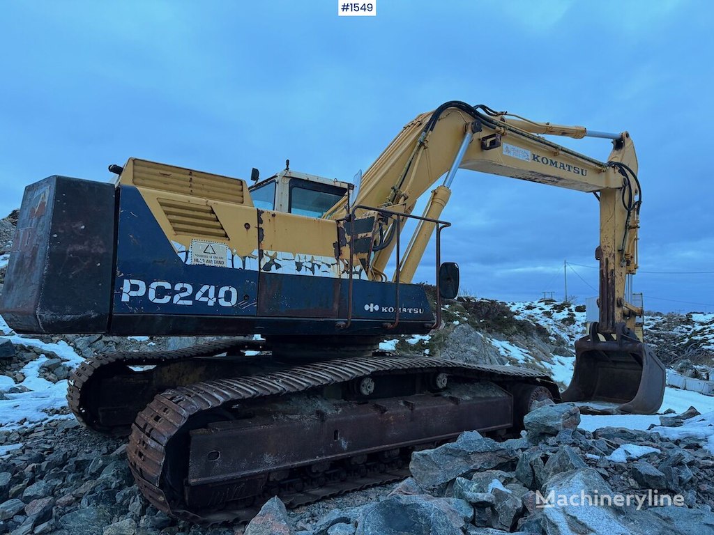 Komatsu PC240-5K bager guseničar